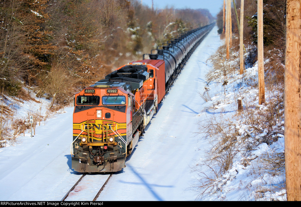 BNSF 4992 8765 CSX Train K040 Crude Oil Loads